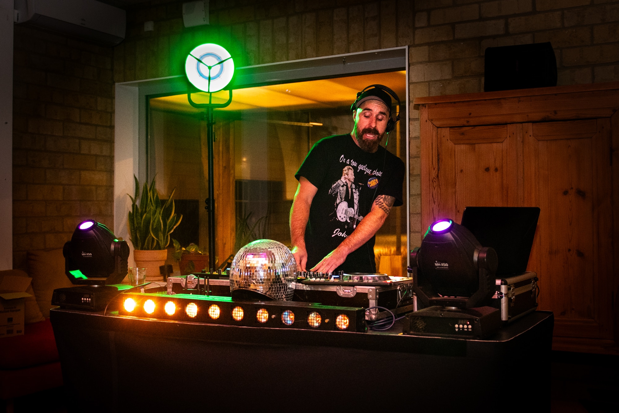 Guide pratique : quelle puissance sonore pour quel type d'espace ...